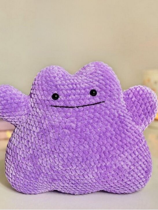 Crochet Heart Keychain Pattern Free - Yours Patterns