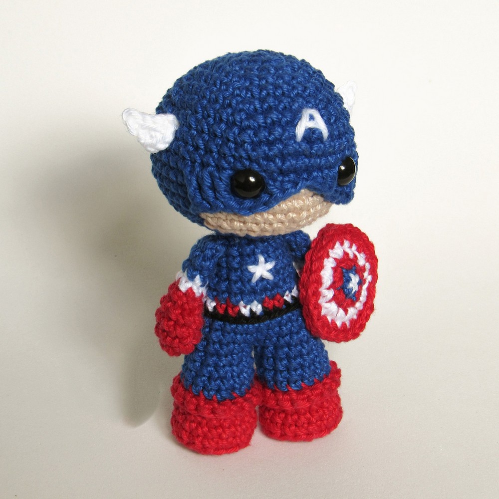 Crochet Captain America Amigurumi - Yours Patterns