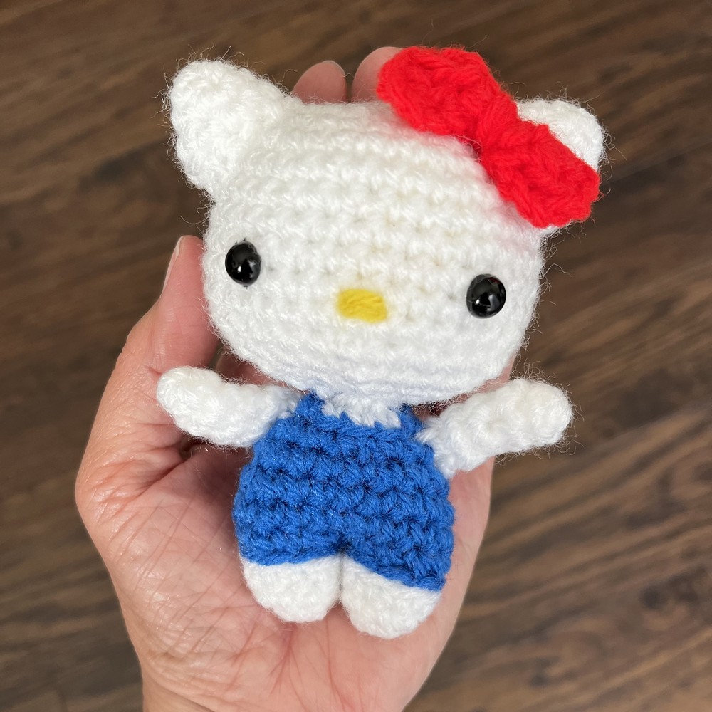 Crochet Hello Kitty Amigurumi Pattern - Yours Patterns