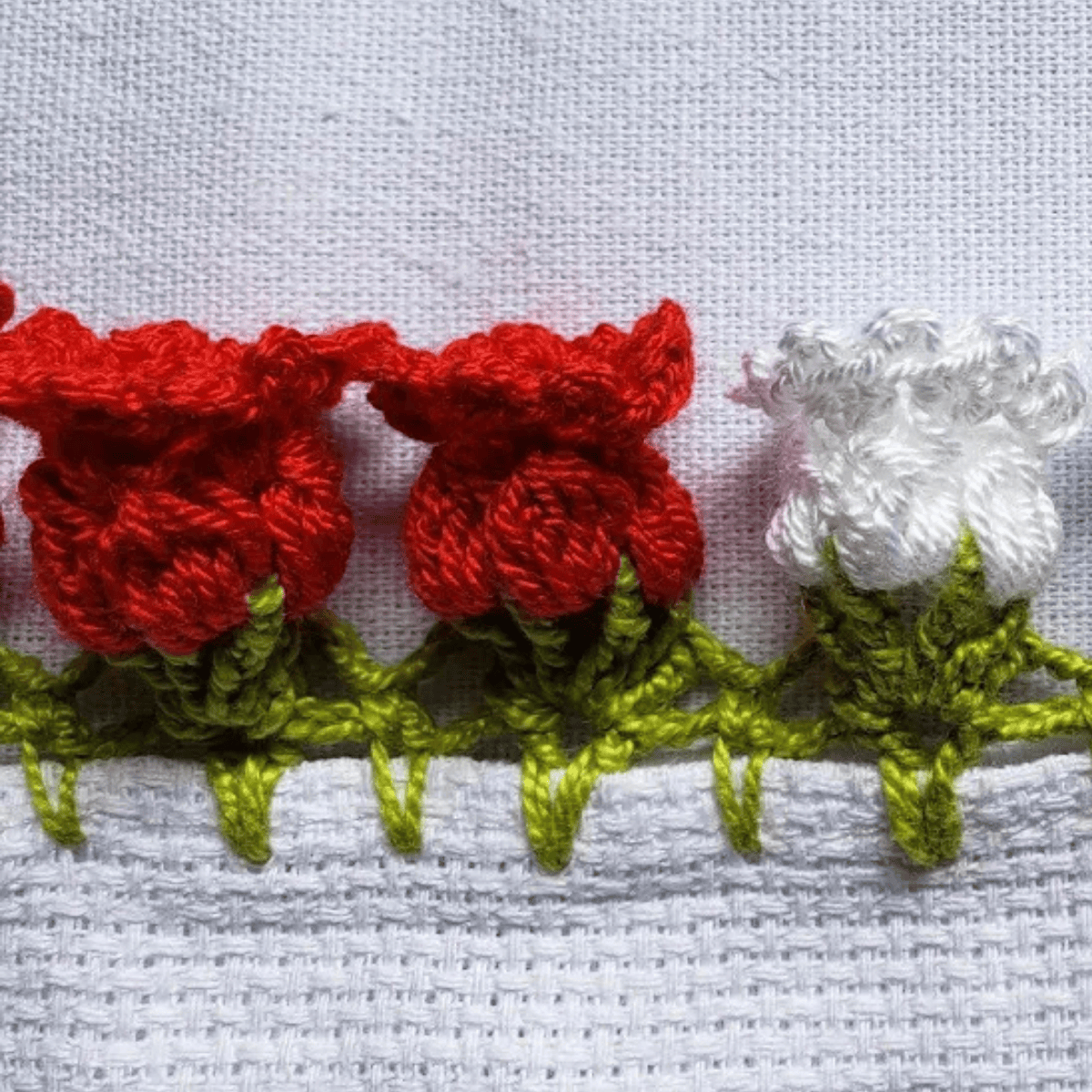 Fresh Crochet Flower Border Add Flair to Kitchen Projects - Yours Patterns