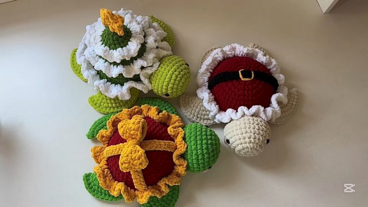 Cozy Crochet Christmas Turtles Pattern to Decorate Corners - Yours Patterns