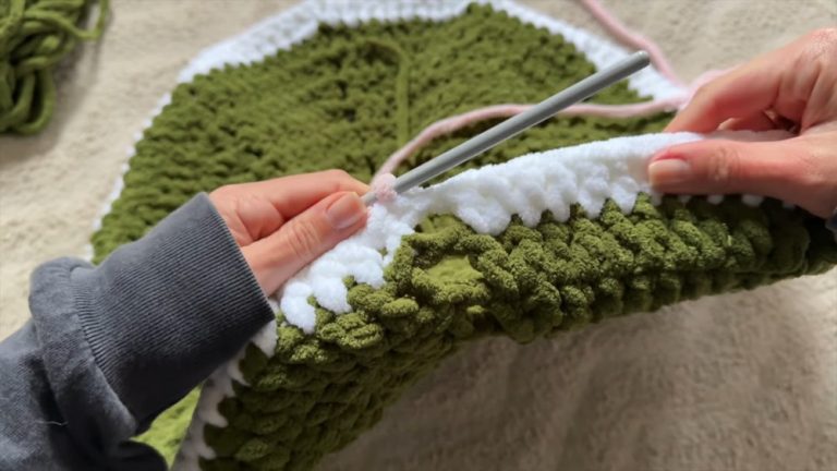 Elegant Crochet Bouquet Blanket Pattern to Refresh Any Space - Yours ...
