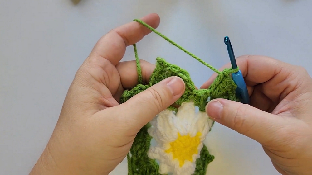 Quick Crochet Daisy Coaster Pattern for All Seasons - Yours Patterns