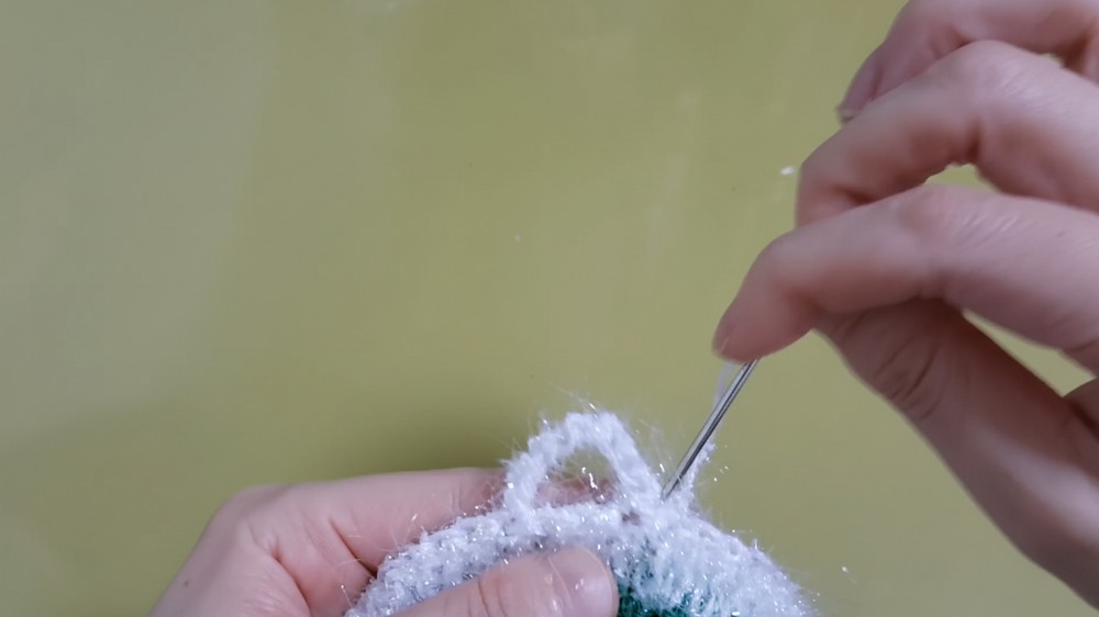 Minimal Crochet Circular Washcloth Pattern That Feels Timeless - Yours ...