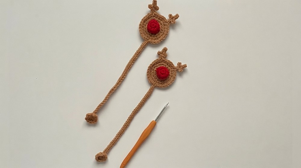 Free Crochet Reindeer Bookmark Pattern for Every Reader - Yours Patterns